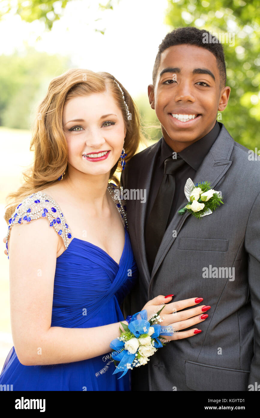 Teenagers getting ready hi-res stock photography and images - Alamy