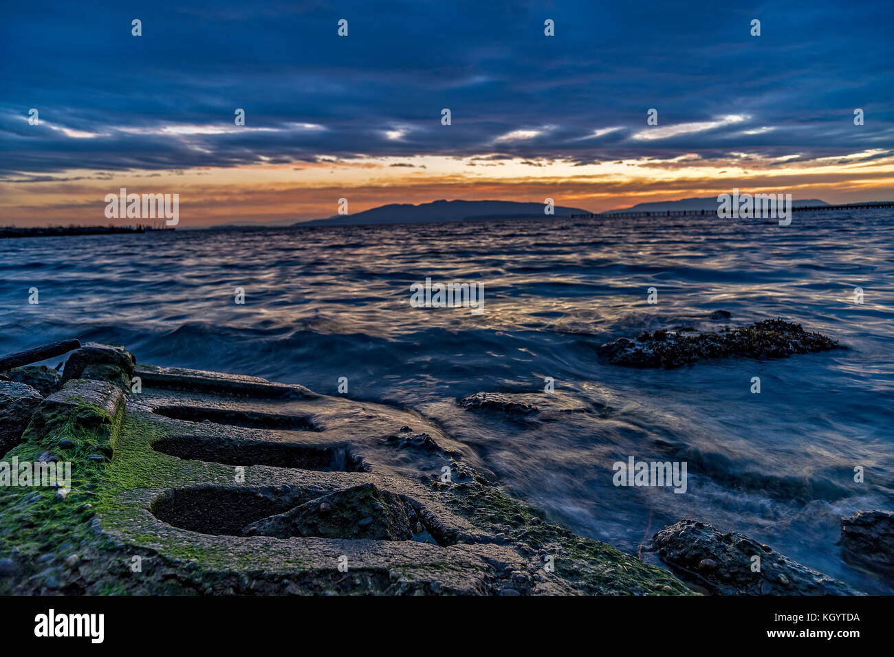 Bellingham washington sunset hi-res stock photography and images - Alamy