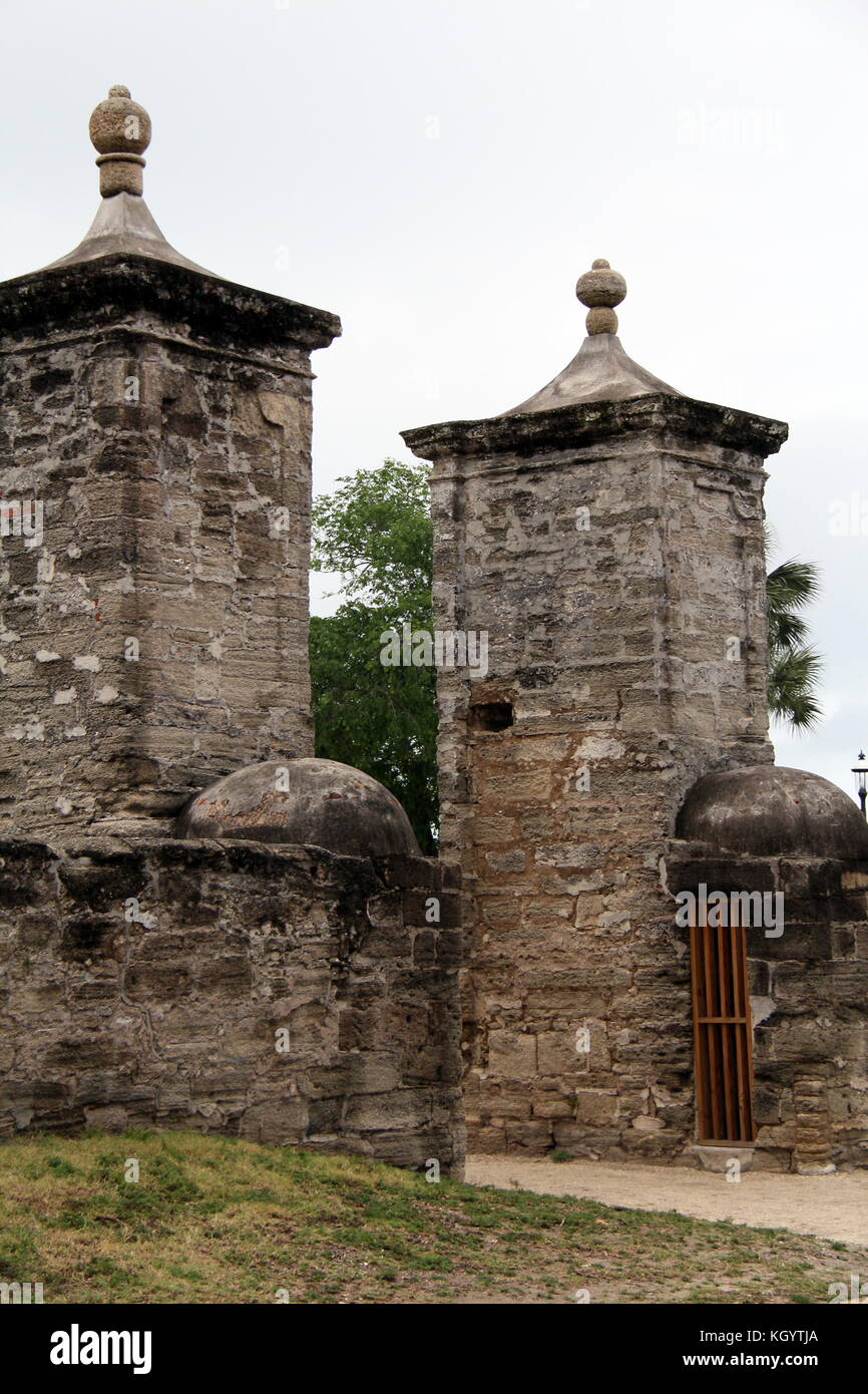 St augustine florida entrance gate hi-res stock photography and images ...