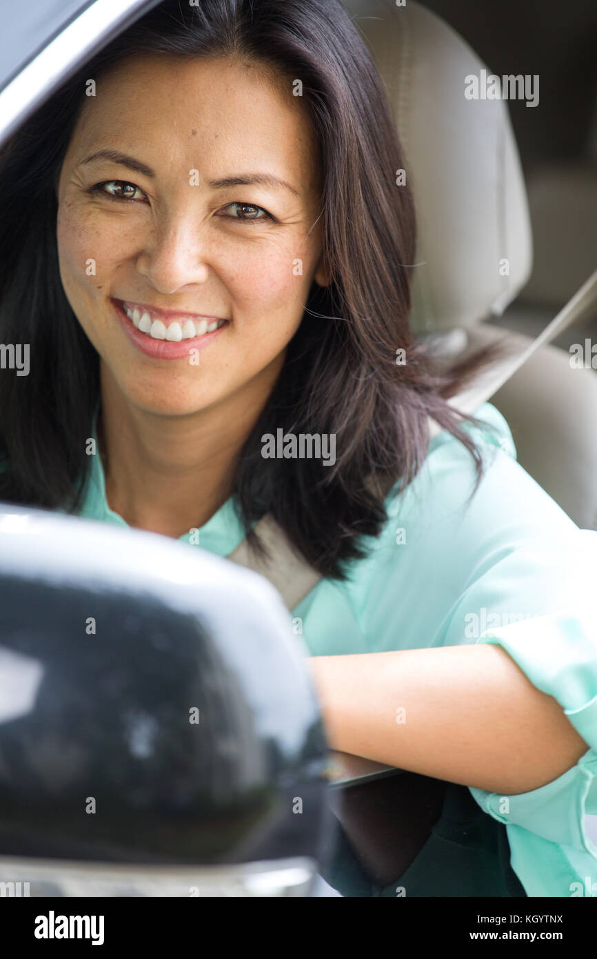 Indian woman driving a hi-res stock photography and images - Alamy