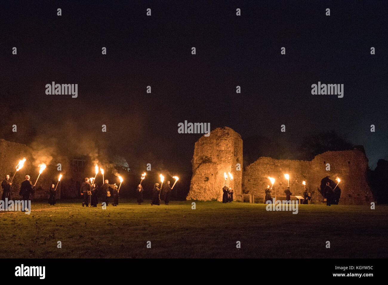 Lewes bonfire night people hi-res stock photography and images - Alamy