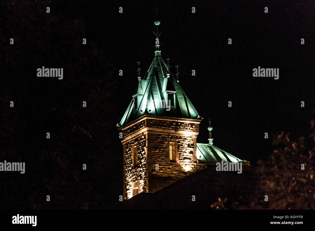 Quebec city fortress gate hi-res stock photography and images - Alamy