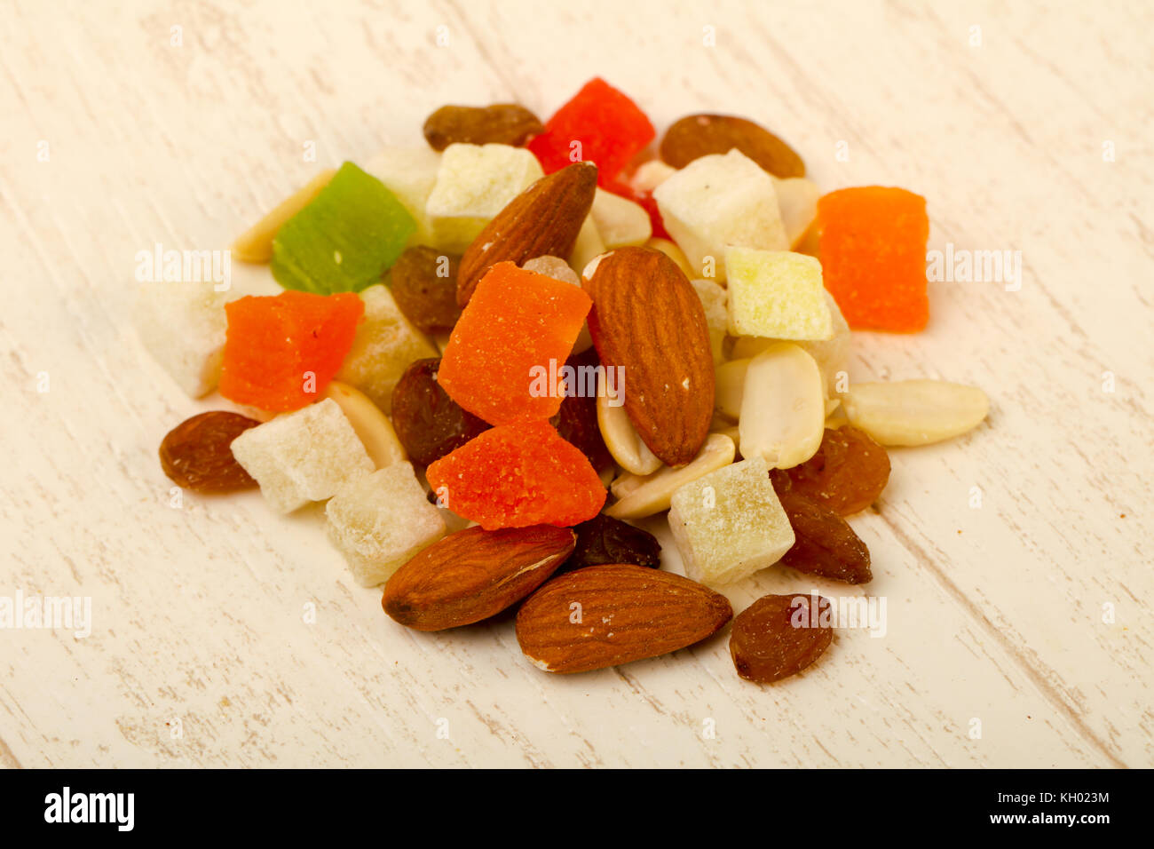 Nut and dry fruit mix Stock Photo - Alamy