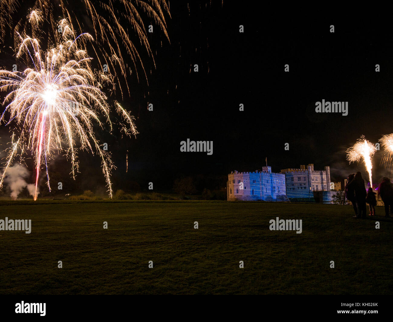 Leeds castle Fireworks spectacular, Maidstone, Kent, uk 05 November ...