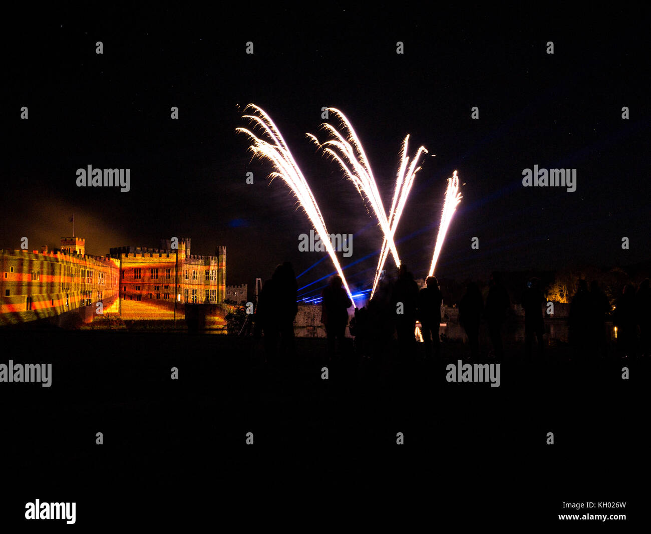 Leeds castle Fireworks spectacular, Maidstone, Kent, uk 05 November ...