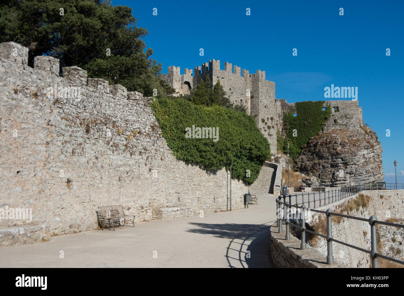 Medieval Castle of Venus in Erice, Sicily, Italy Stock Photo - Alamy