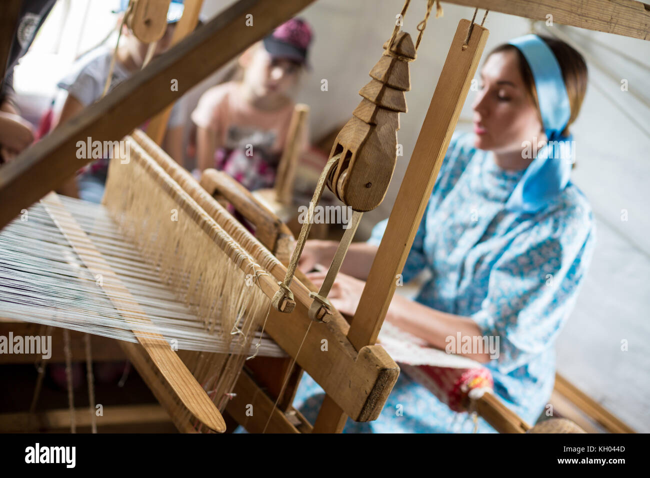 Weaving cotton fabric hi-res stock photography and images - Alamy