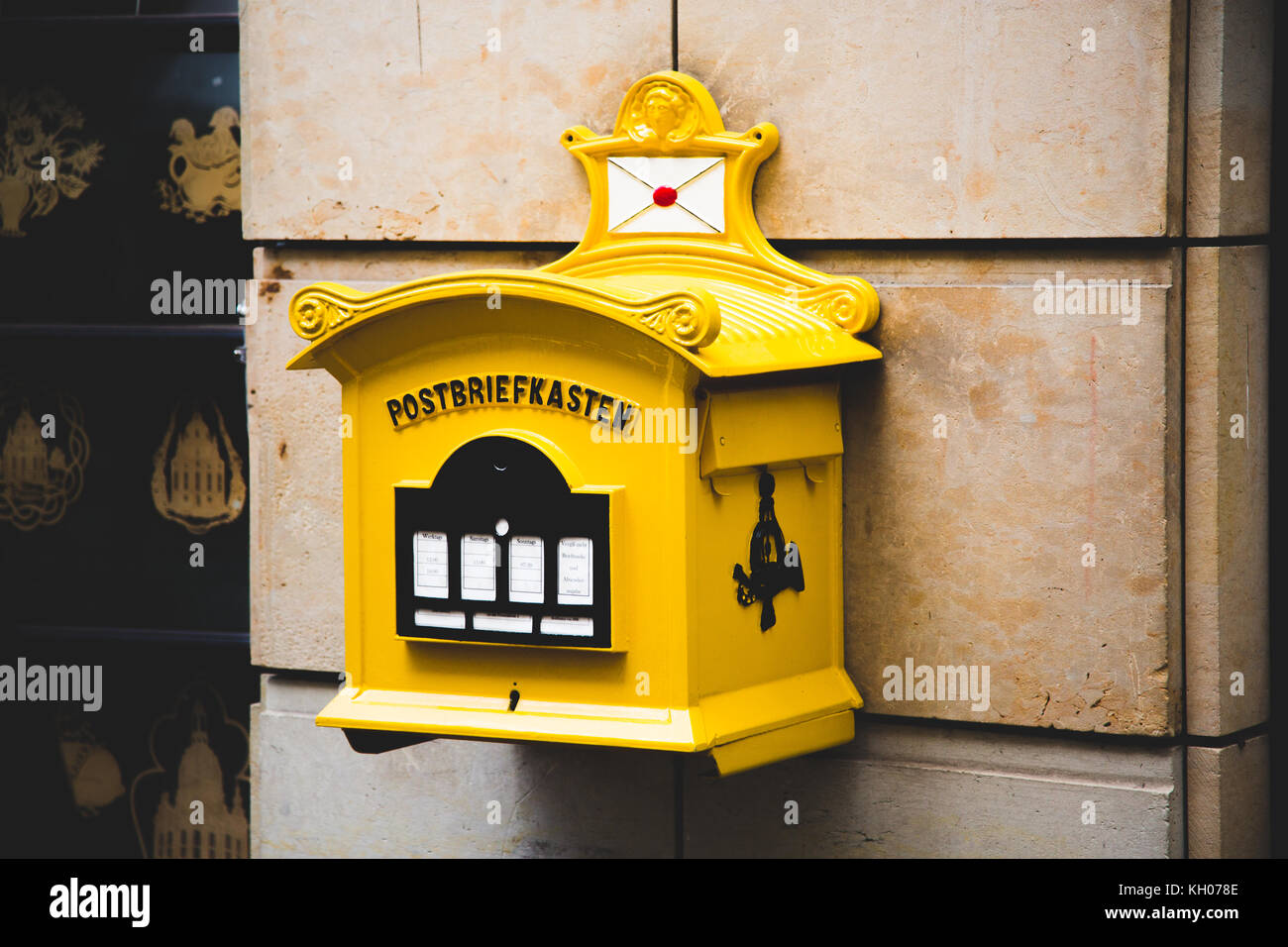 Sea light box hi-res stock photography and images - Alamy