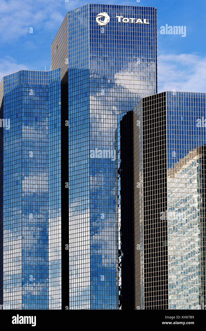 Total architecture hi-res stock photography and images - Alamy