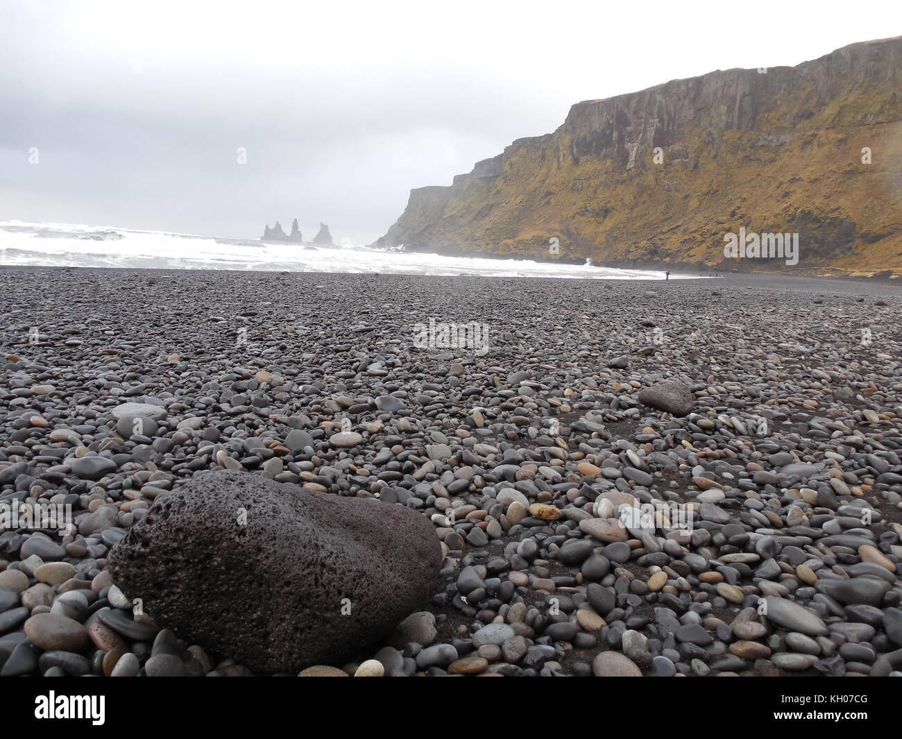 Vik volcanic beach hi-res stock photography and images - Alamy