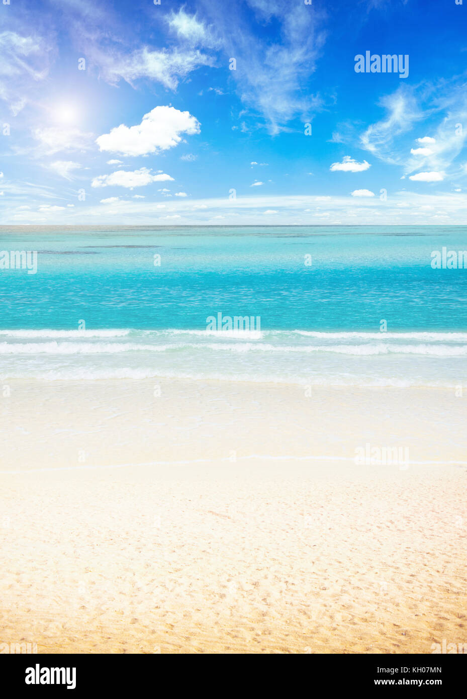Sun and island beach. Summer shot outdoor scene Stock Photo - Alamy