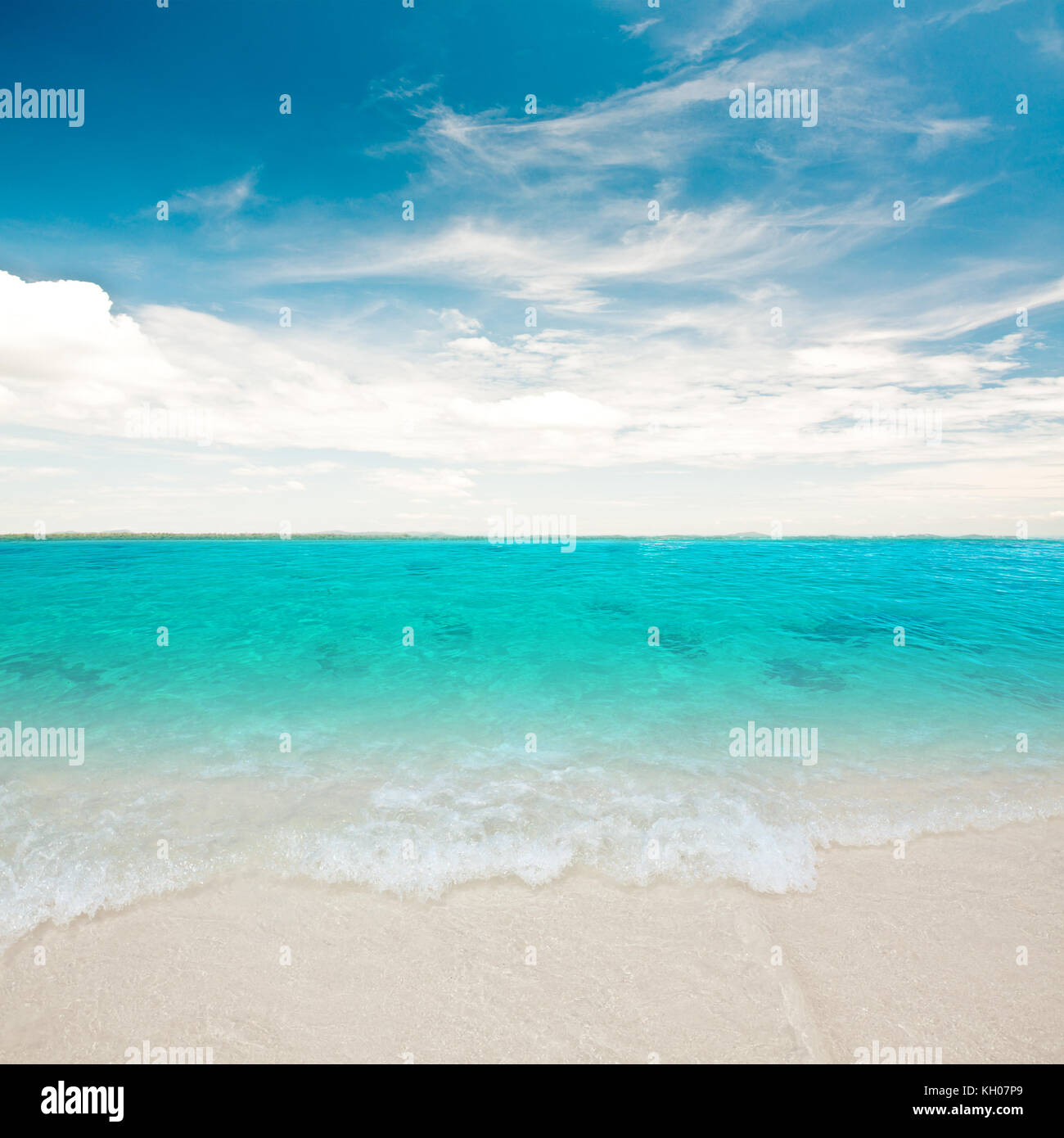 Blue lagoon tropical summer resort outdoor scene Stock Photo - Alamy