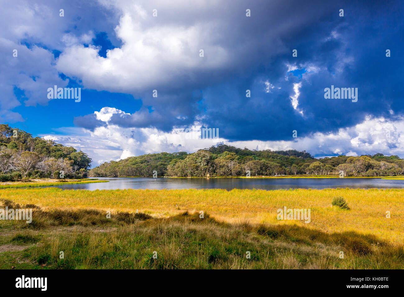 Lake Catania in Mount Buffalo, Victoria, Australia Stock Photo - Alamy