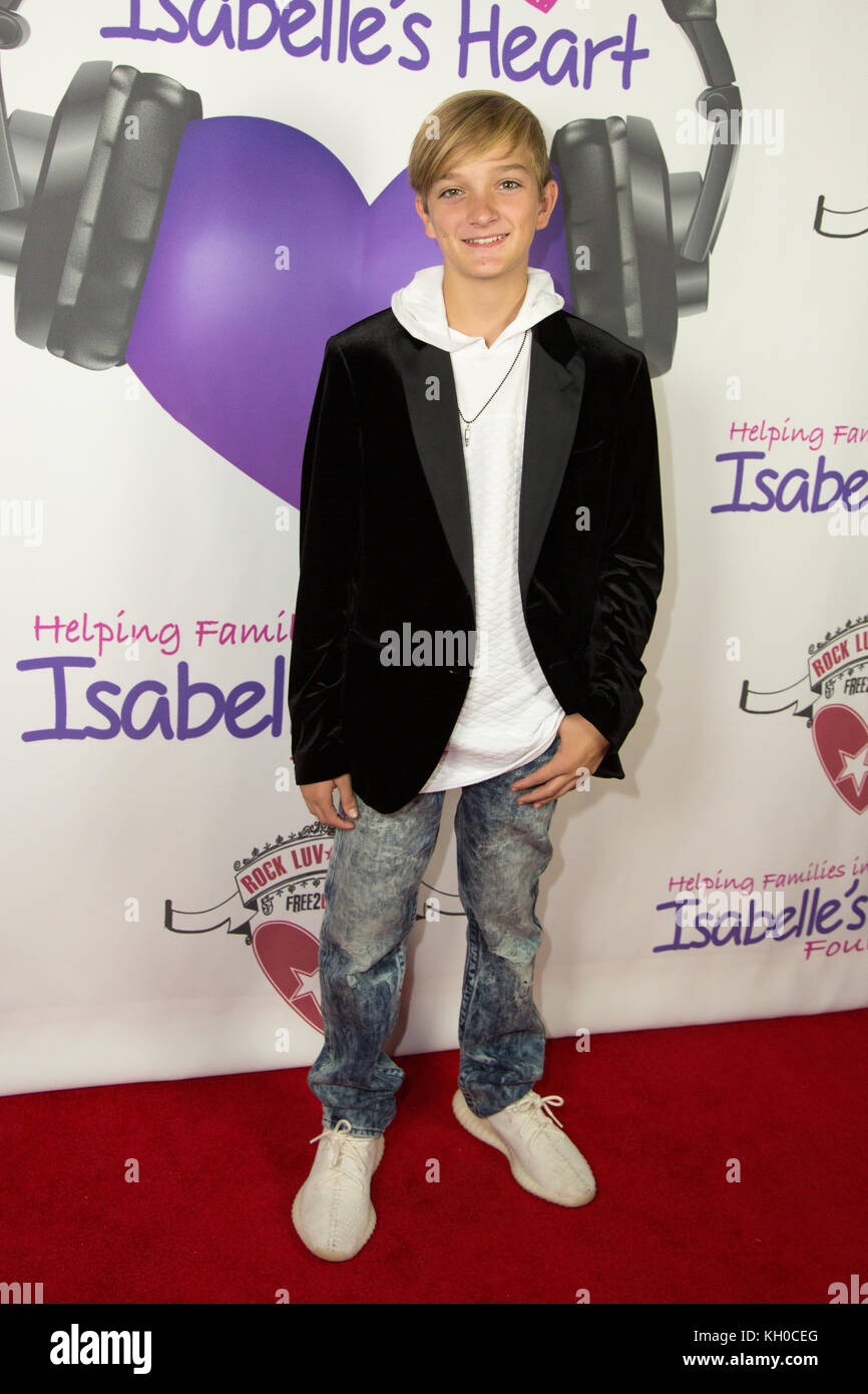 Isabelle Dubroy Music Video Launch Party held at The Federal Bar ...