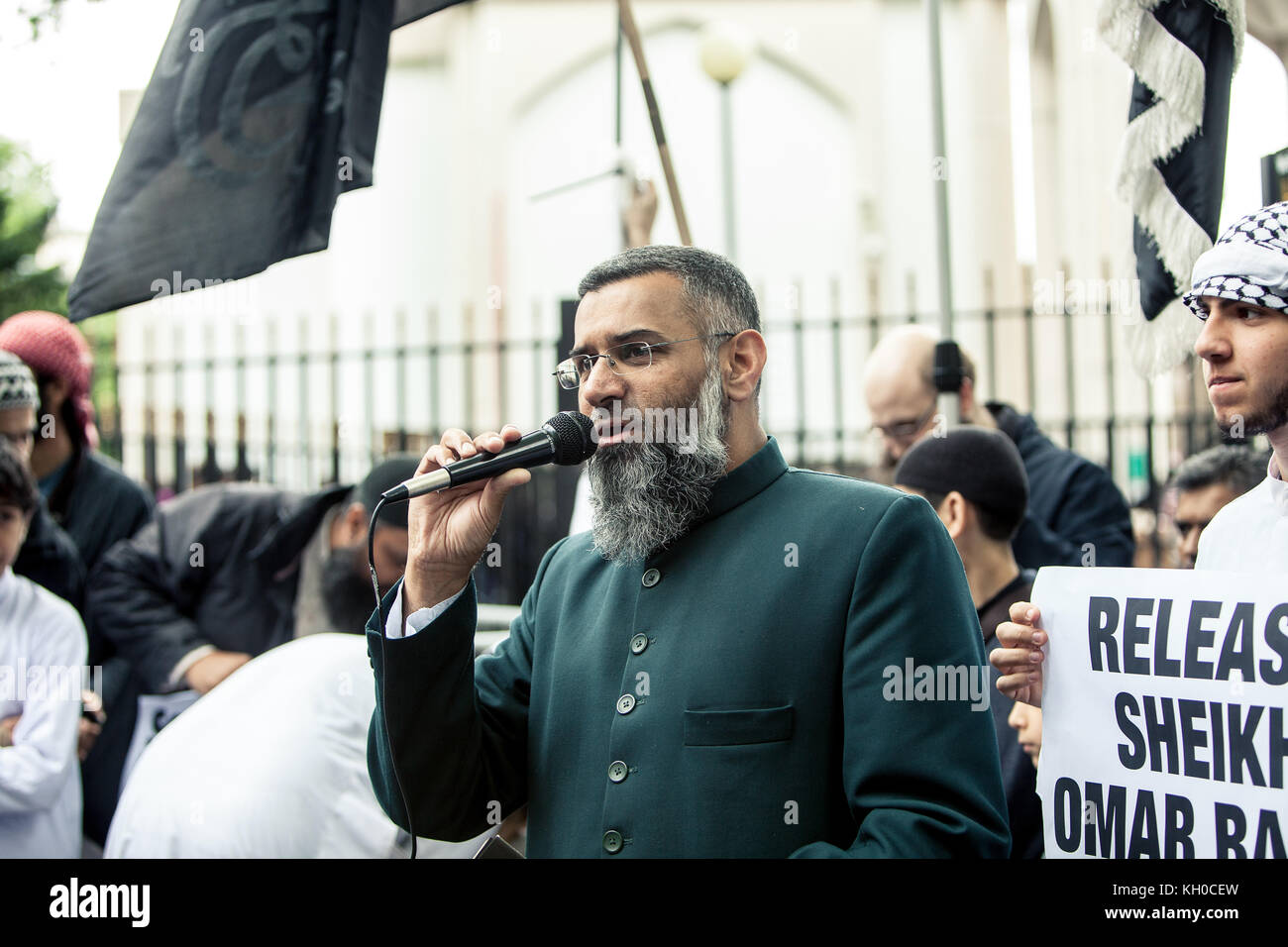 Several Muslim leaders did speeches outside the Regents Park Mosque at ...