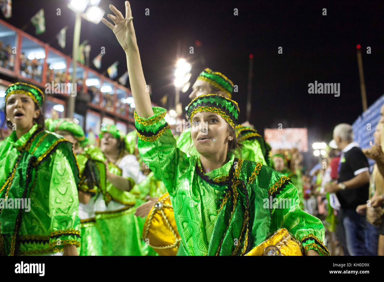 Samba dancers and musicians from the samba school Império de Tijuca are ...