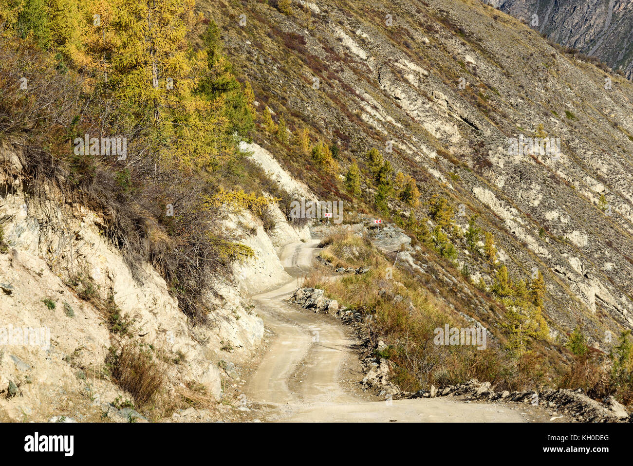 Very steep road hi-res stock photography and images - Alamy