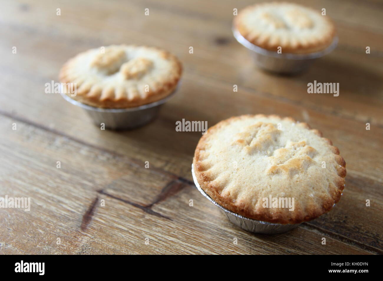Mince pie hi-res stock photography and images - Alamy