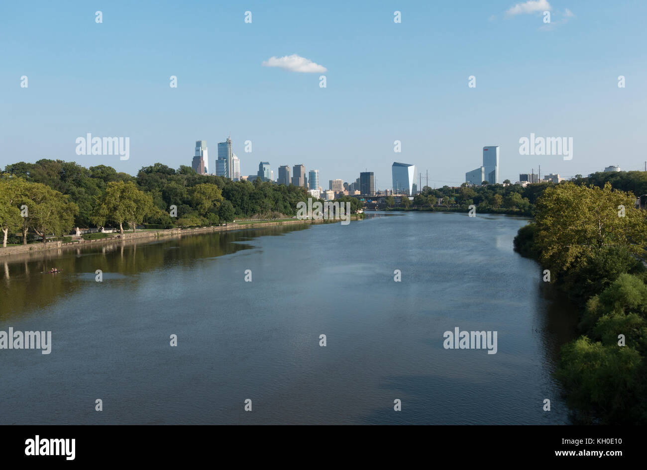 View along the Schuylkill River towards the center of Philadelphia ...