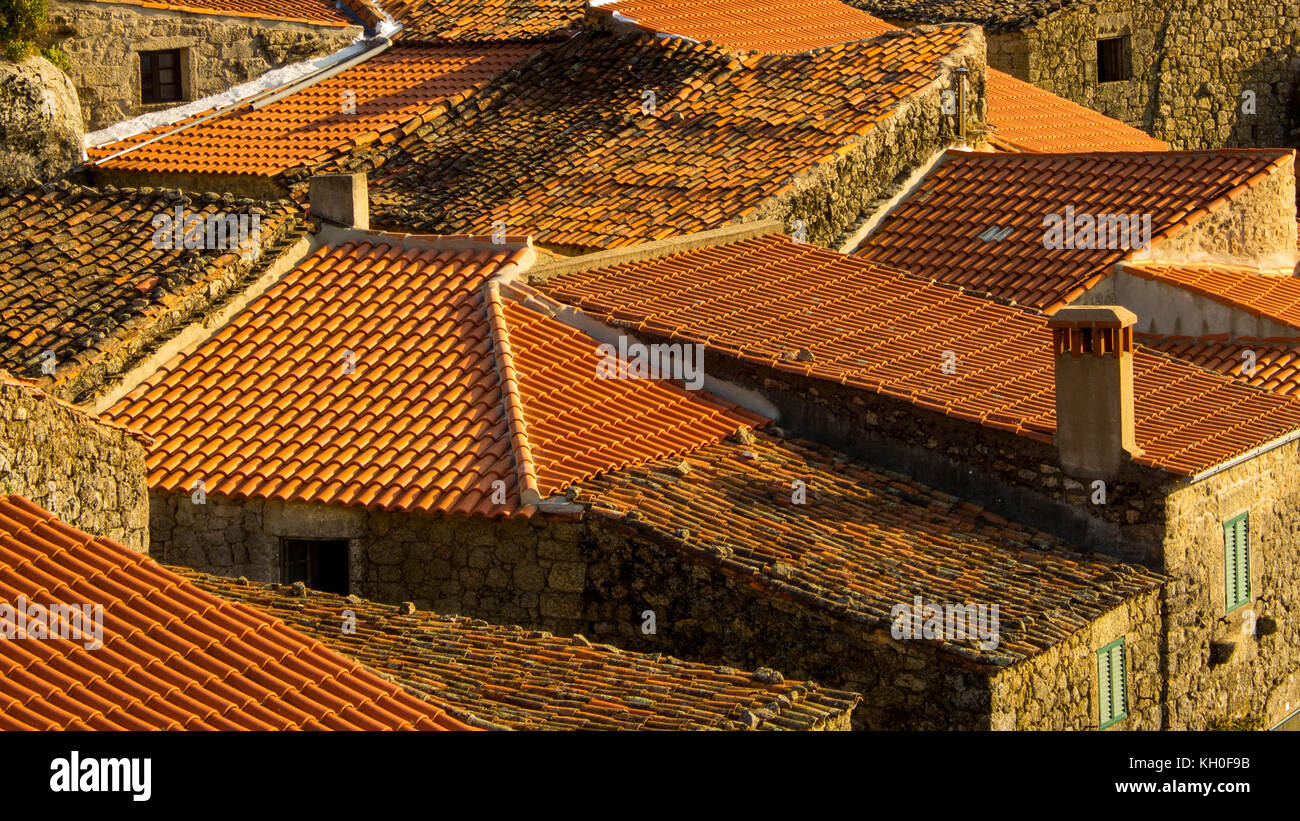 Historic tiles in portugal hi-res stock photography and images - Alamy