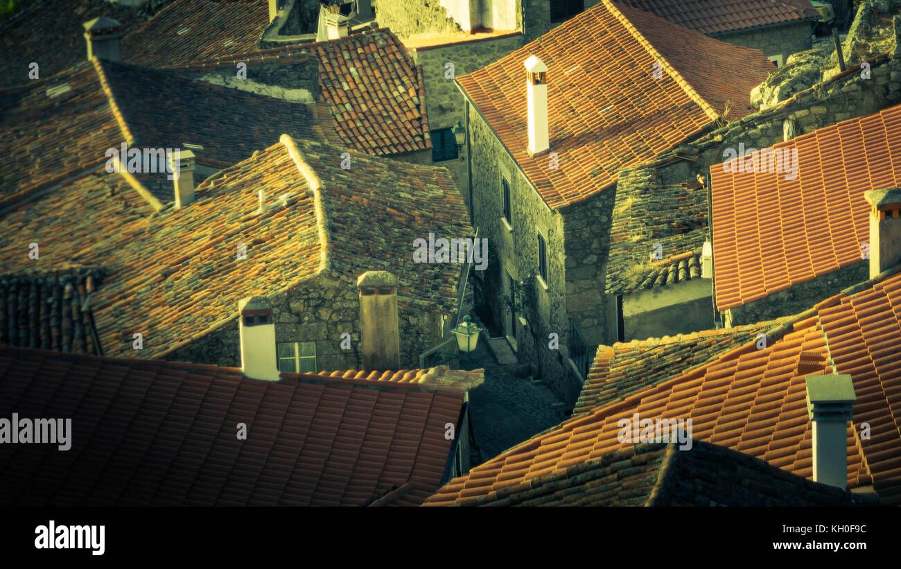 Historic roof tiles hi-res stock photography and images - Alamy