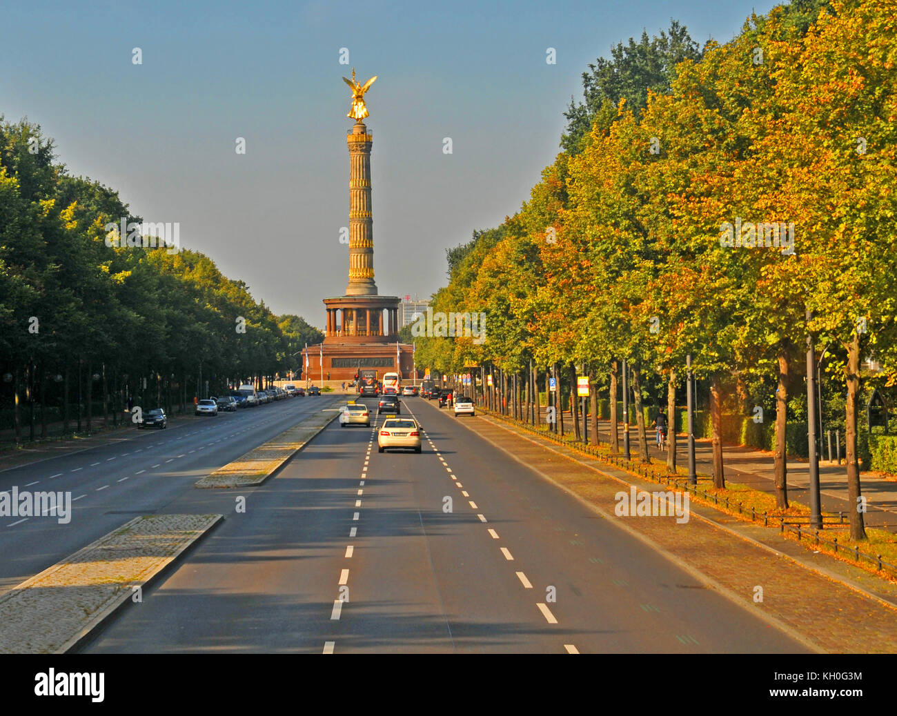 Berlin germany grosser tiergarten hi-res stock photography and images ...