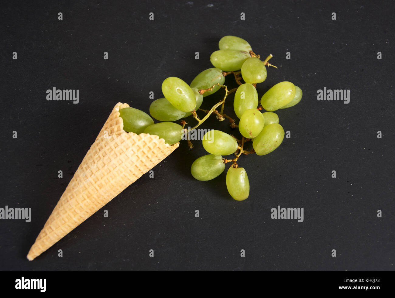 ice-cream wafer with grapes Stock Photo - Alamy