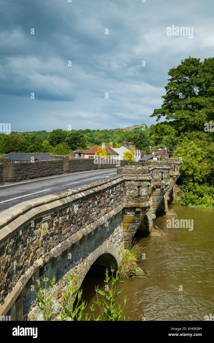 Stone bridge river arun hi-res stock photography and images - Alamy