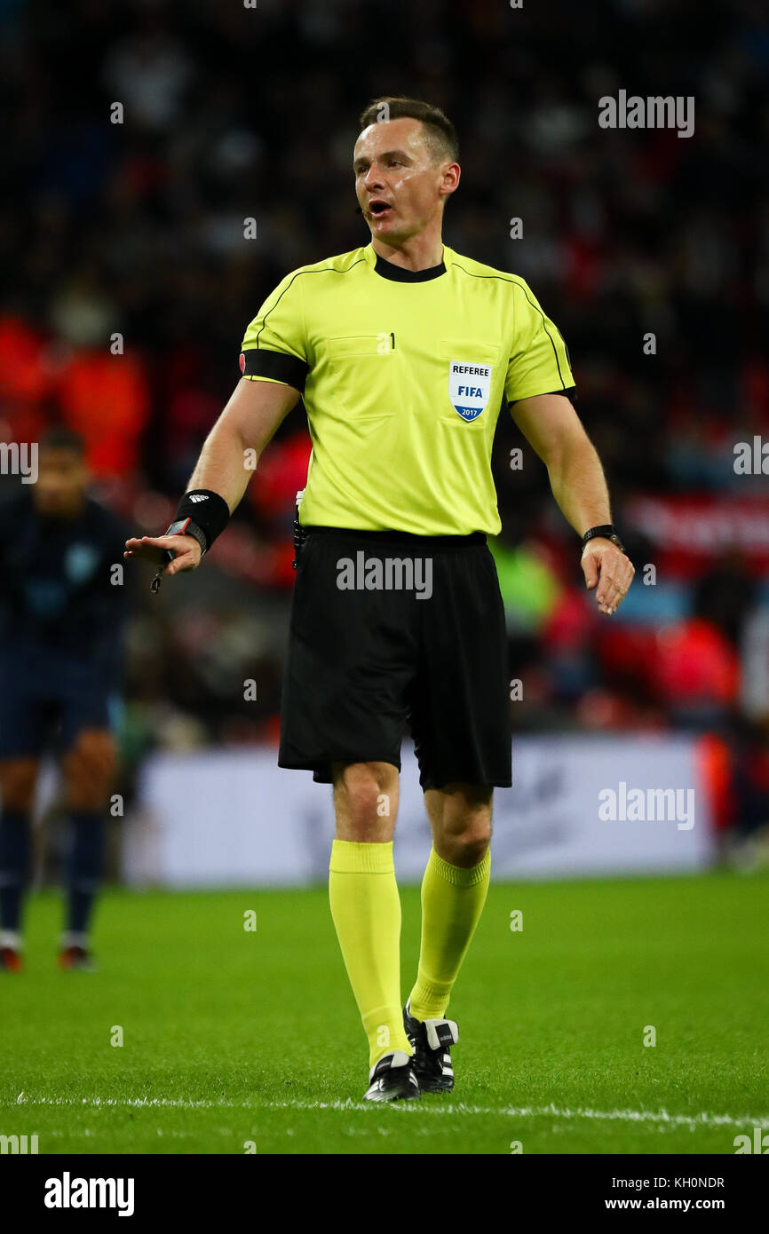 London, Great Britain. 10th Nov, 2017. Match referee Pawel Raczkowski ...