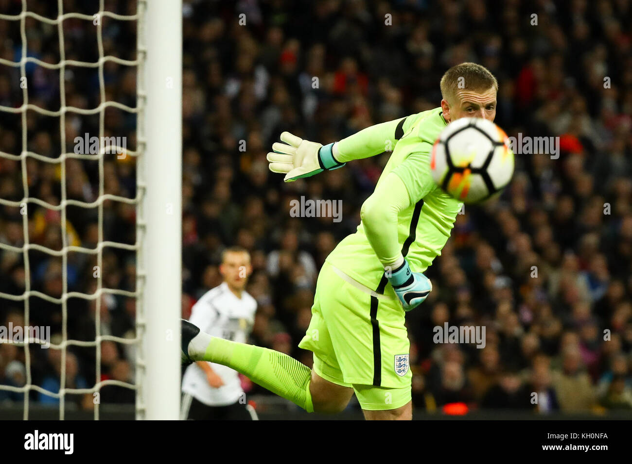 London, Great Britain. 10th Nov, 2017. England goalkeeper Jordan ...