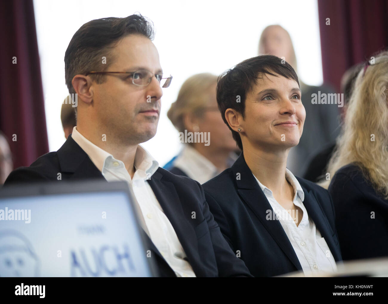 Rodgau, Germany. 11th Nov, 2017. Former AfD leader Frauke Petry (R) and ...