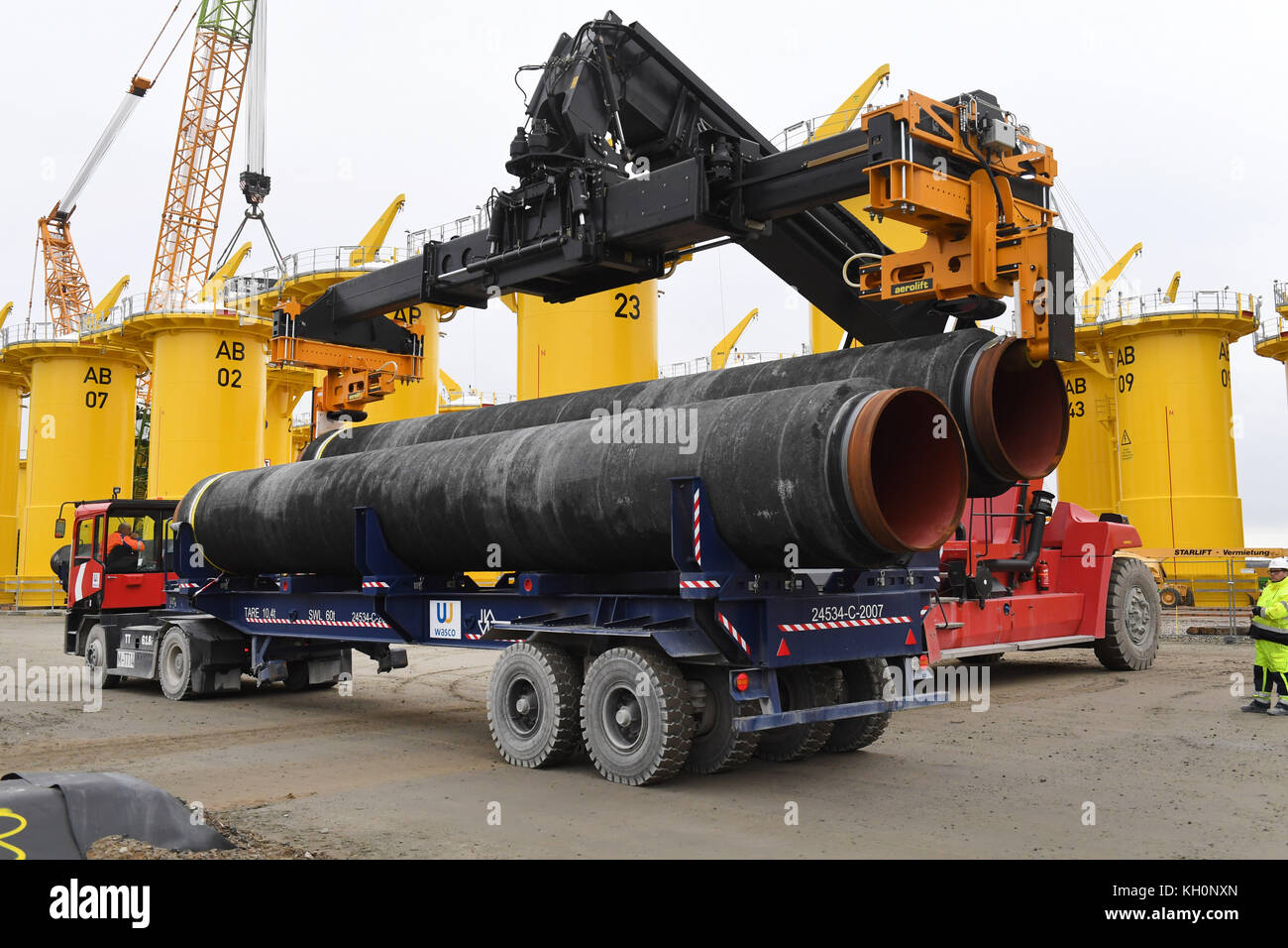 Mukran, Germany. 03rd Nov, 2017. Pipes for the Baltic Sea pipeline ...