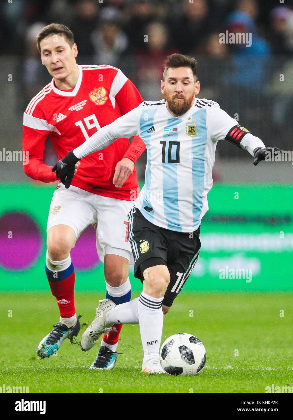 Lionel Messi Front High Resolution Stock Photography and Images - Alamy