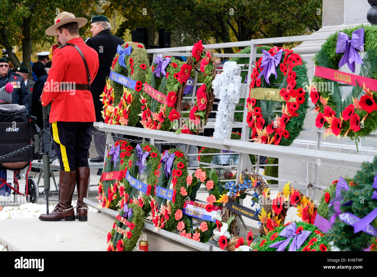 Royal canadian mounted police officers hi-res stock photography and images - Alamy