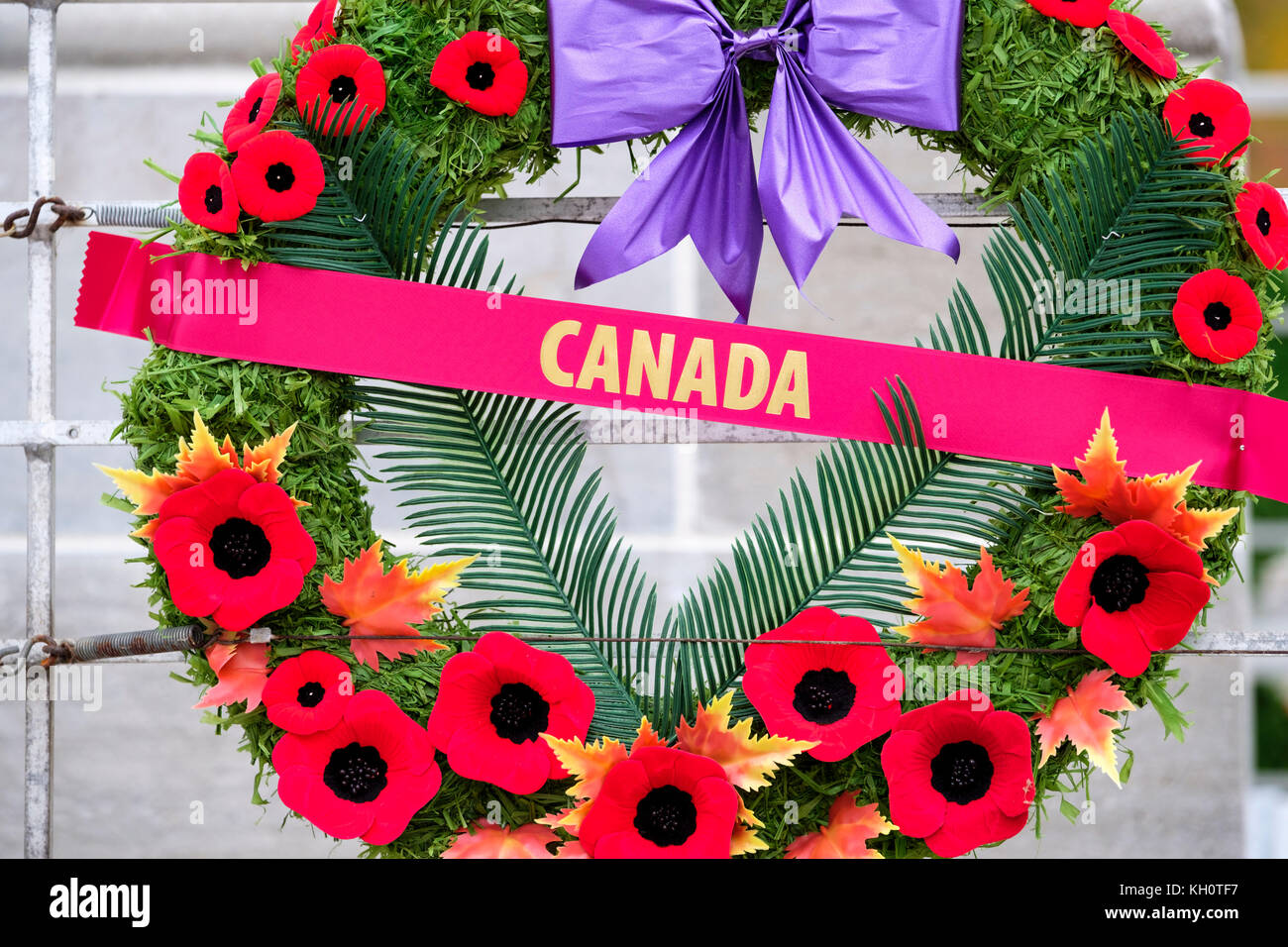 Canada remembrance day hi-res stock photography and images - Alamy