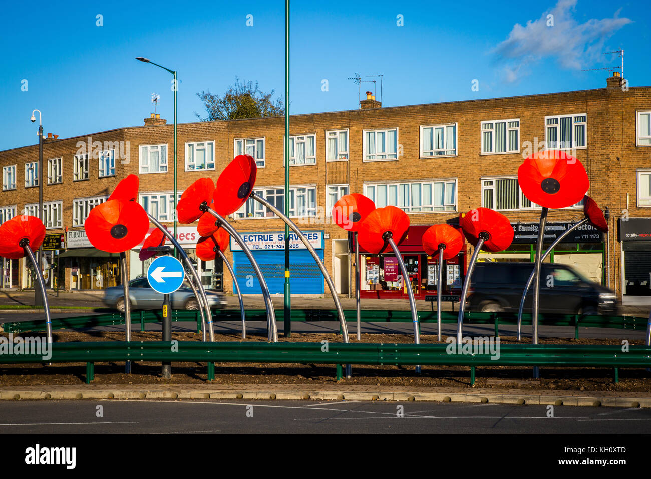 Birmingham, UK. 12th Nov, 2017. Poppy Island in Shirley Birmingham ...