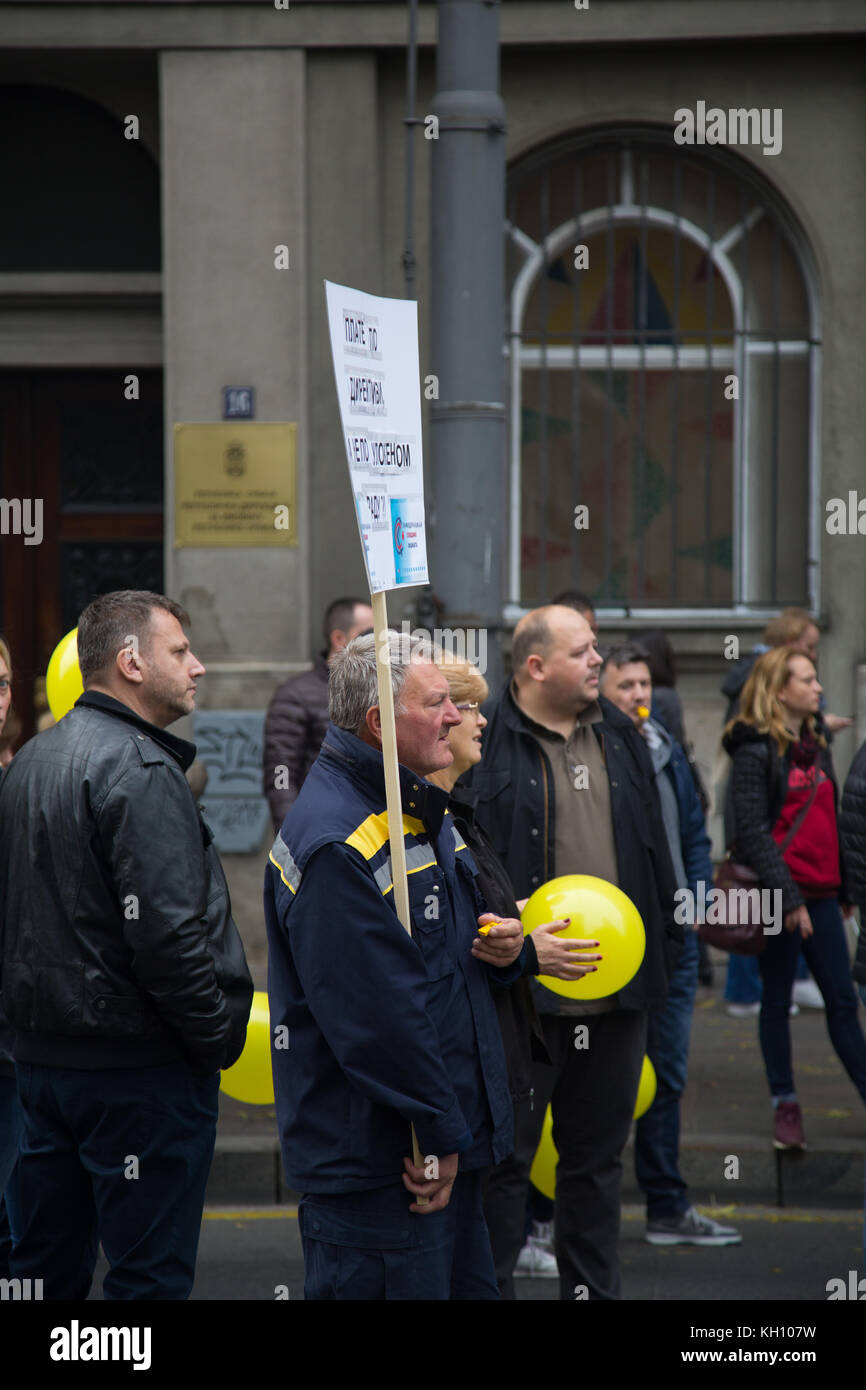 Mass protests hi-res stock photography and images - Alamy