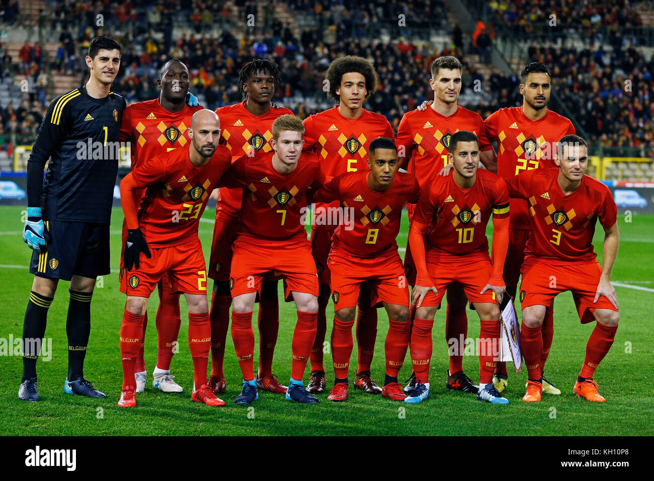 Brussels, Belgium. Credit: D. 10th Nov, 2017. Belgium team group line ...