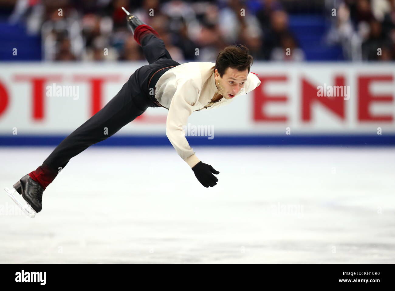 Osaka Municipal Central Gymnasium, Osaka, Japan. 11th Nov, 2017. Alexei ...