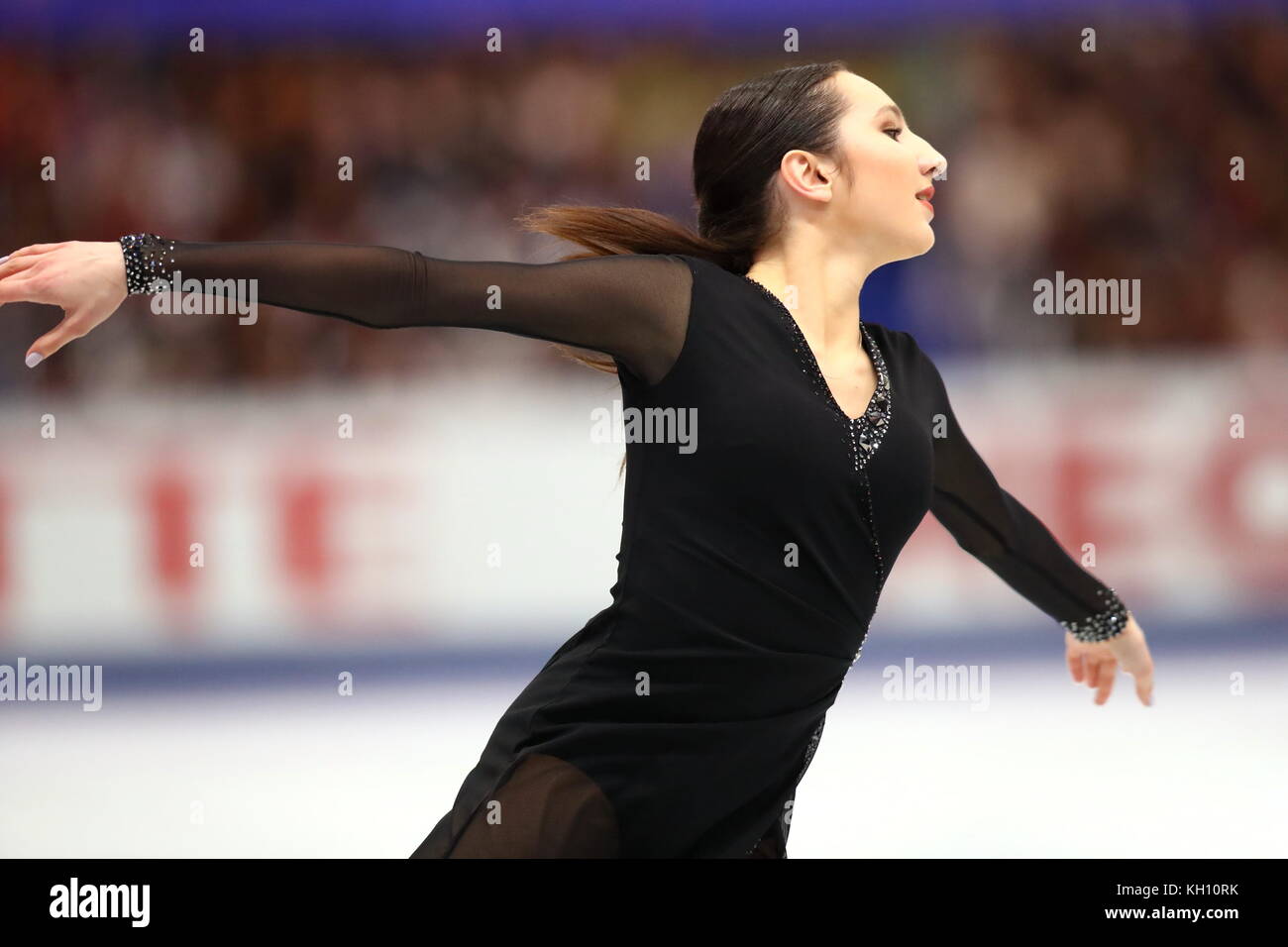 Osaka Municipal Central Gymnasium, Osaka, Japan. 11th Nov, 2017. Polina ...