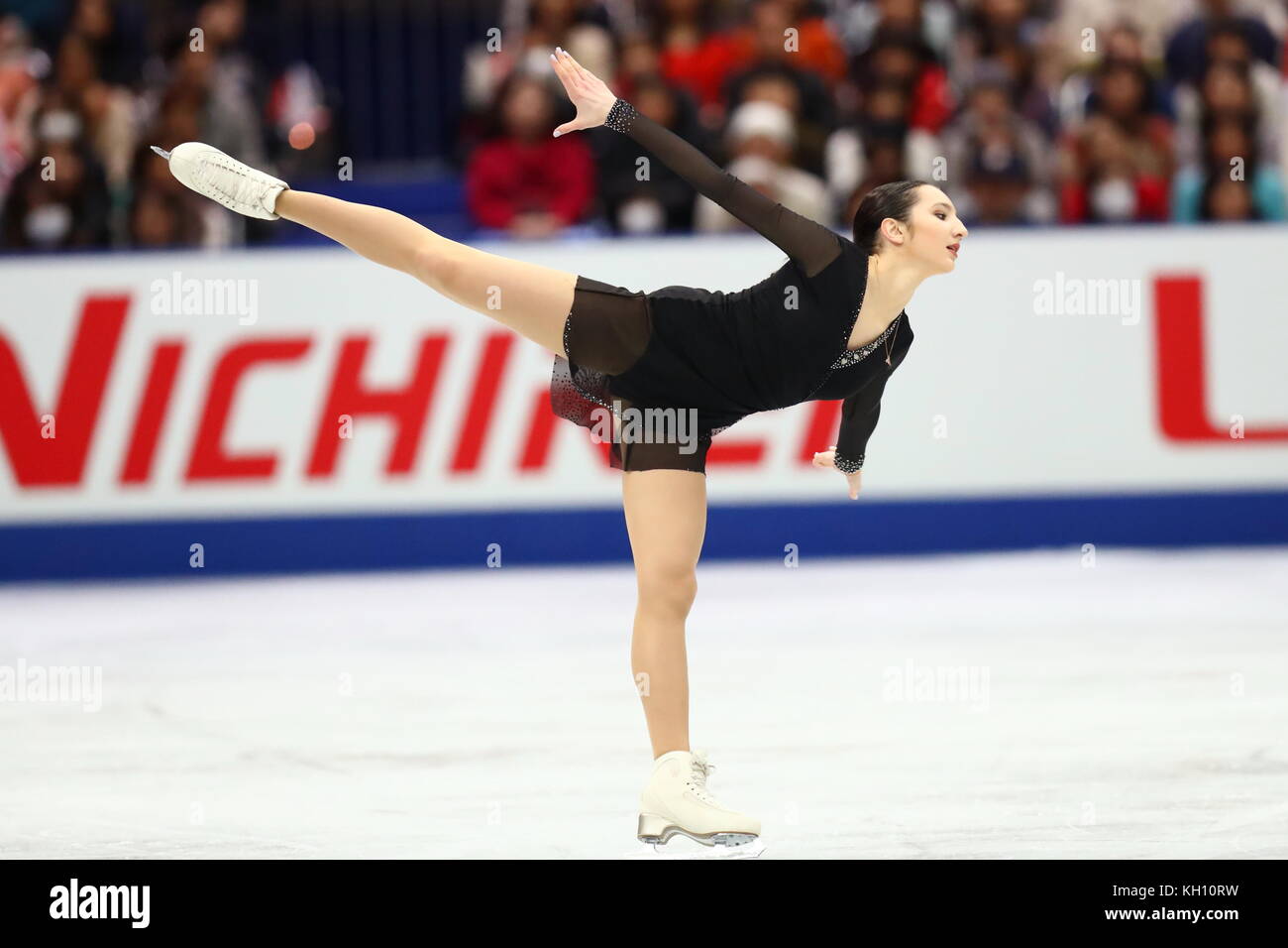 Osaka Municipal Central Gymnasium, Osaka, Japan. 11th Nov, 2017. Polina ...