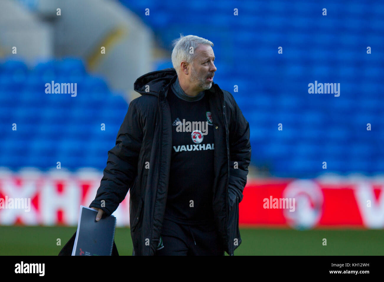 Wales football kit symons hi-res stock photography and images - Alamy