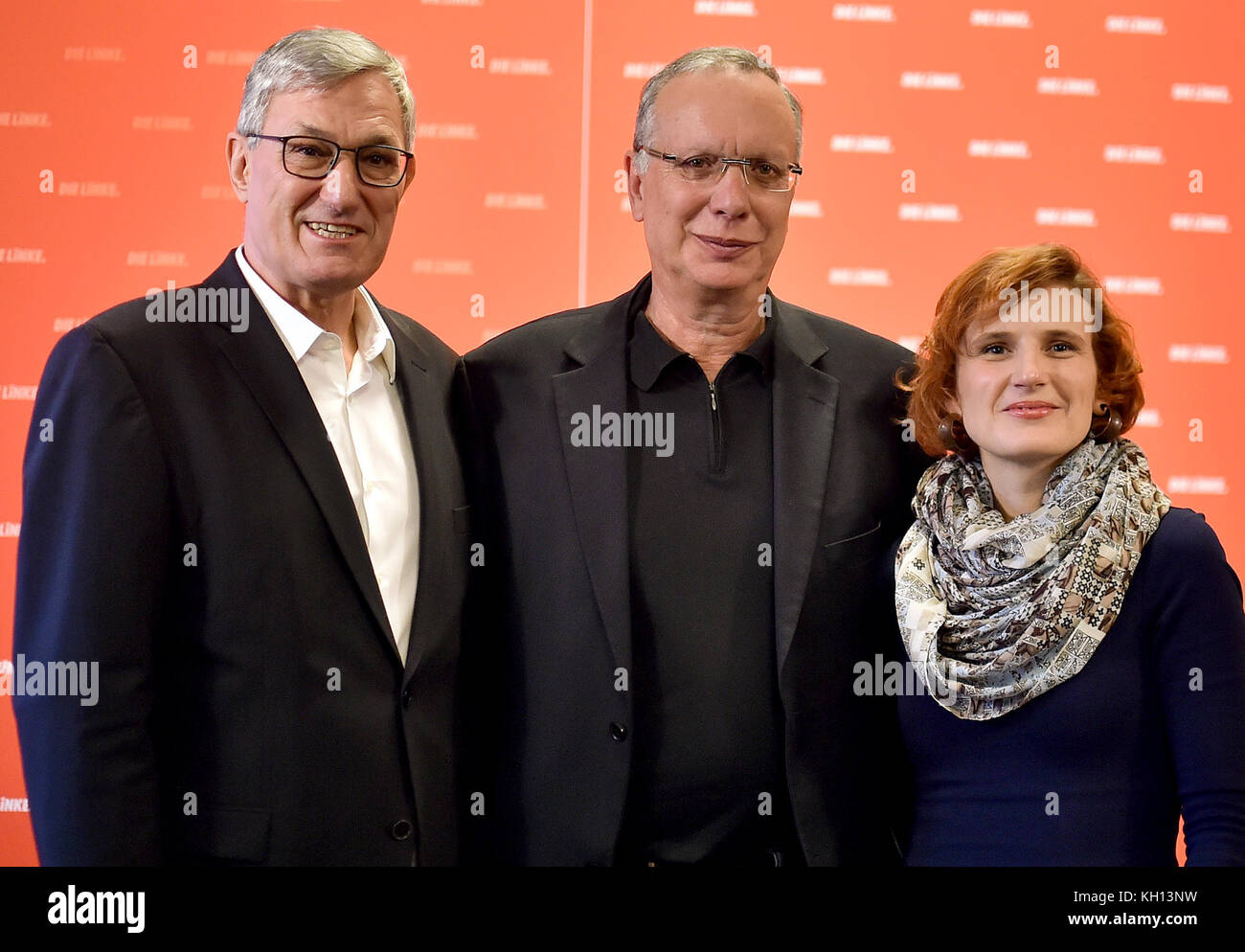 Berlin, Germany. 13th Nov, 2017. Federal Chairpeople Bernd Riexinger (L ...