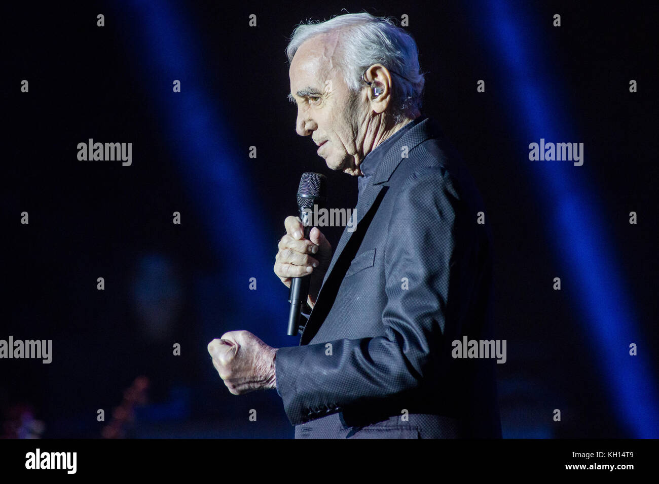 Milan, Italy. 13th Nov, 2017. The French singer-songwriter actor and ...