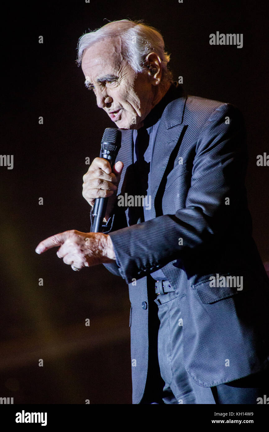 Milan, Italy. 13th Nov, 2017. The French singer-songwriter actor and ...
