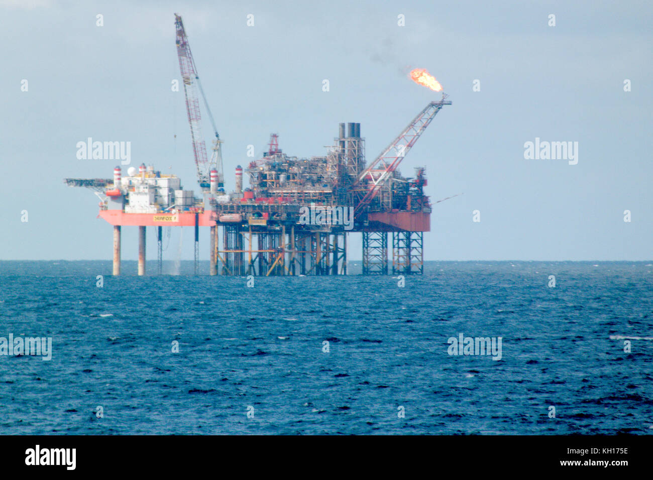 Gas drilling rig, Irish Sea Stock Photo - Alamy