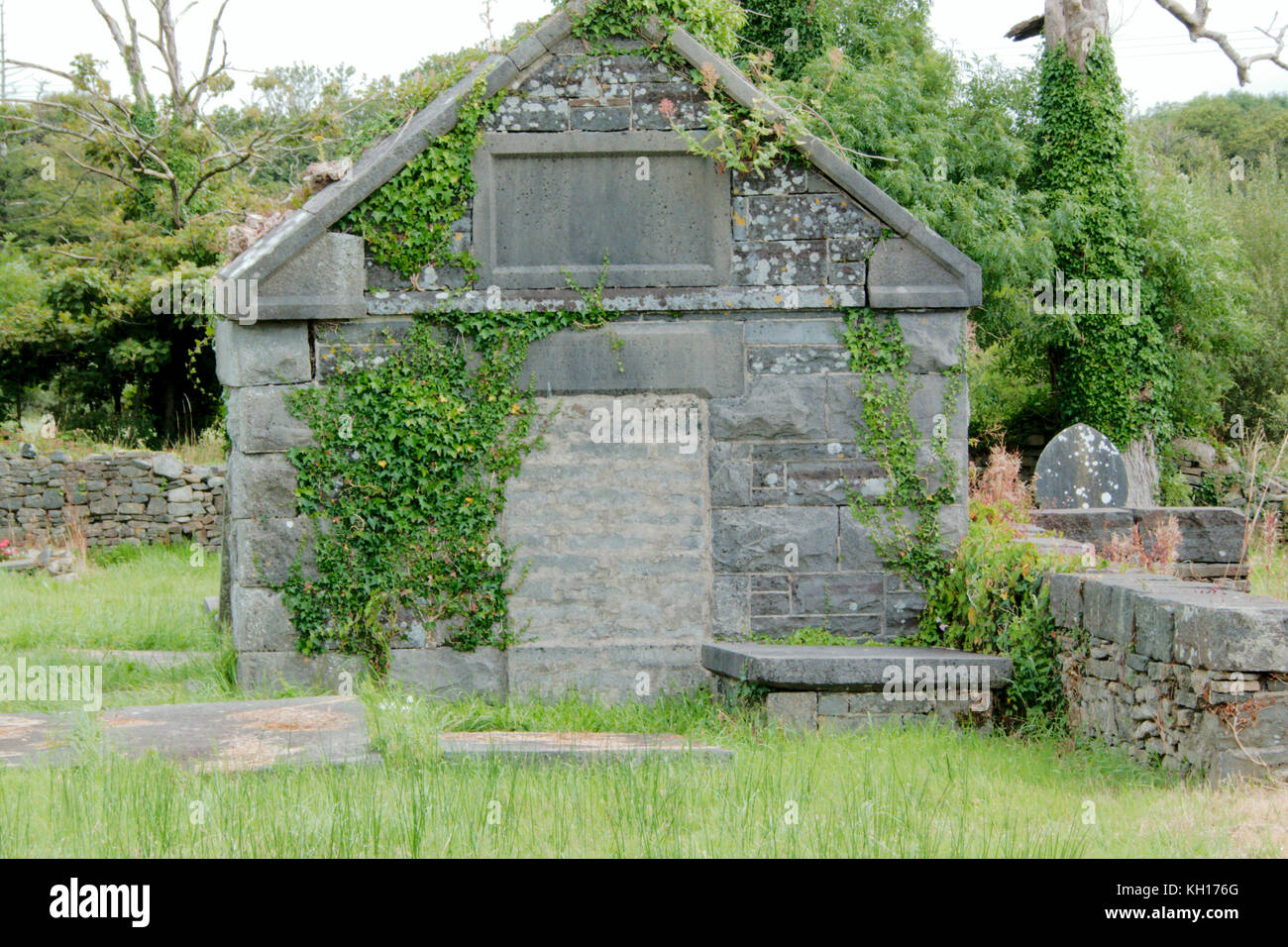 Derelict Cemetery High Resolution Stock Photography and Images - Alamy