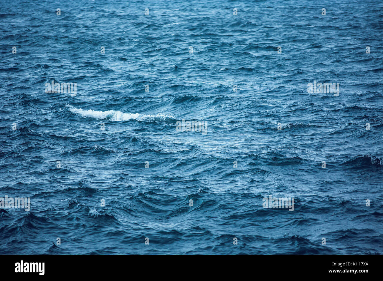 Caribbean sea ripple water landscape hi-res stock photography and ...