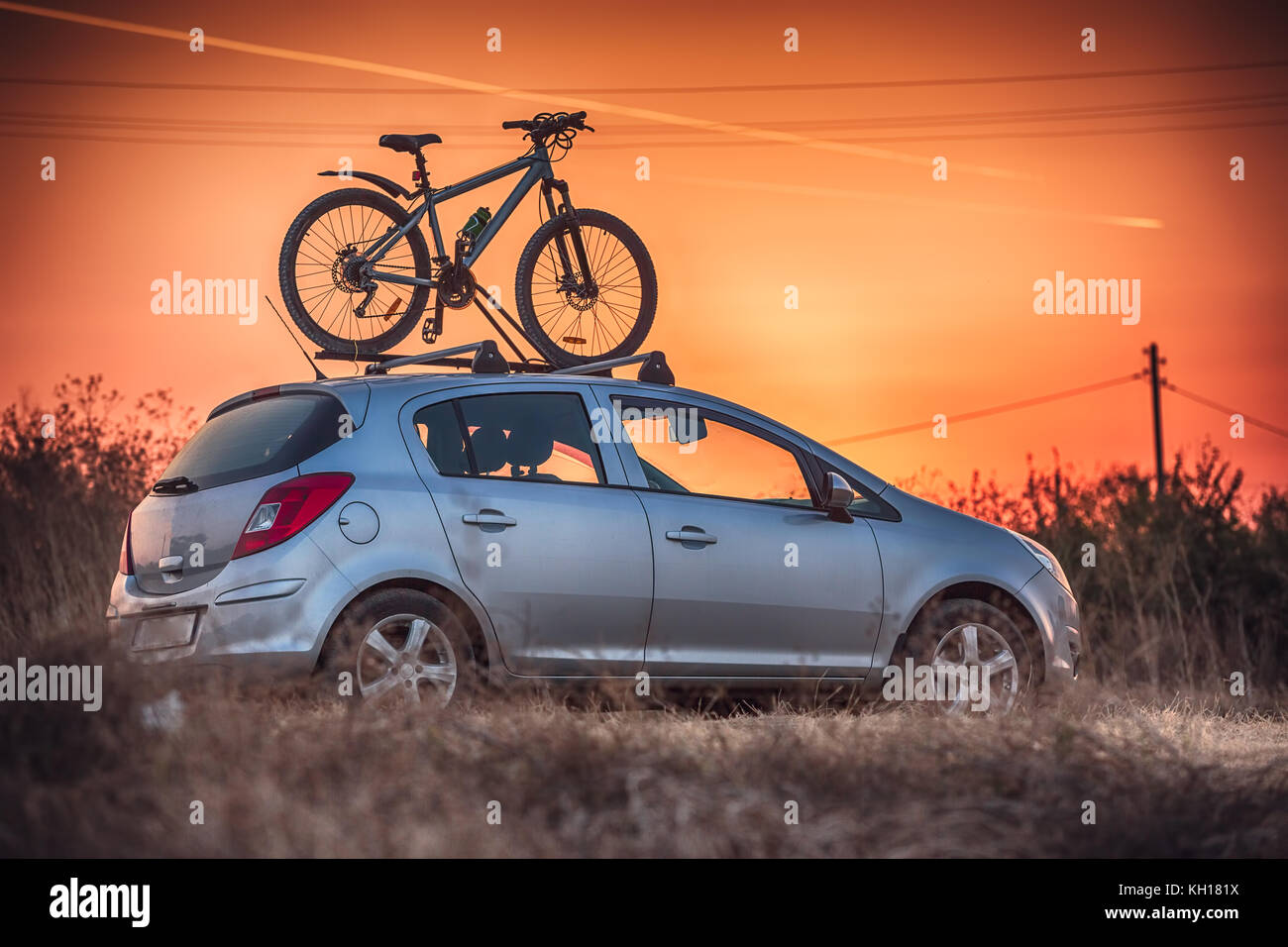 Car mounted bicycle carrier hi-res stock photography and images - Alamy