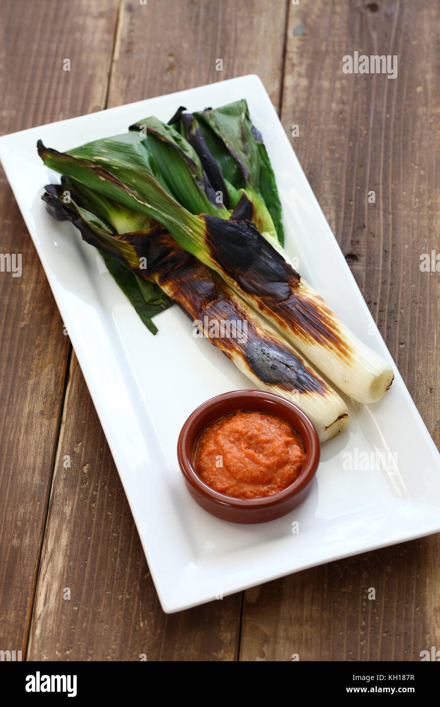 Calcots sauce hi-res stock photography and images - Alamy